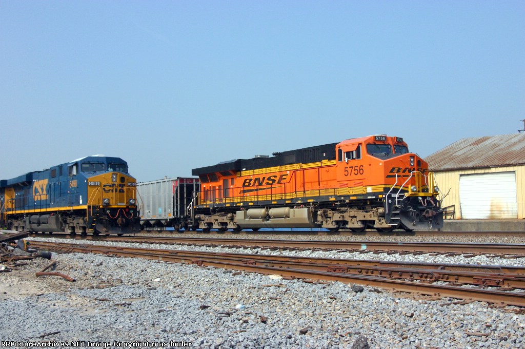 BNSF 5756